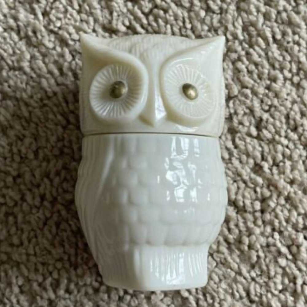 Vintage 1972 Owl Milk Glass Perfume Cream Sachet Deca… - Gem